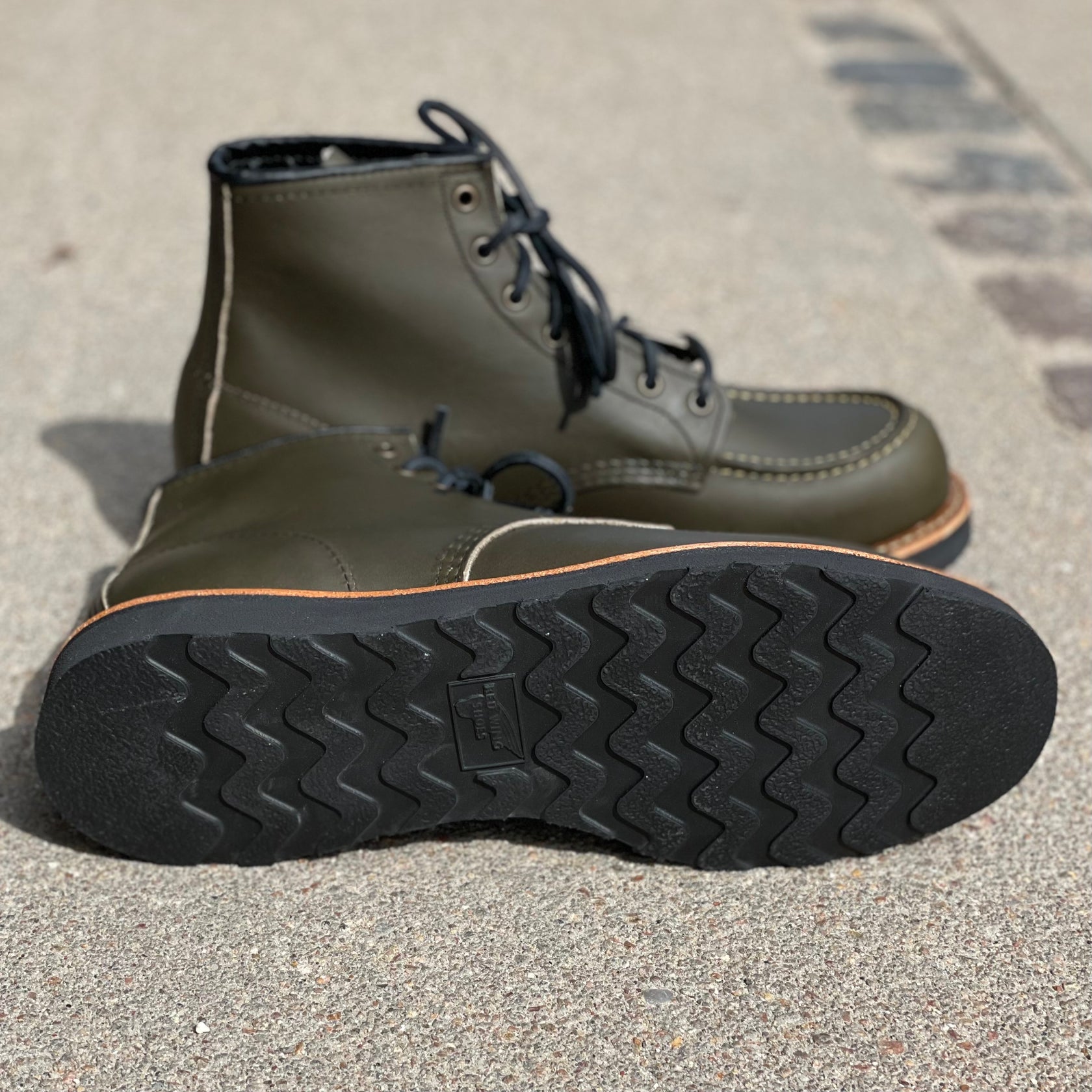 Red Wing - 8828 - Classic Moc Toe (Alpine Portage) – Brund